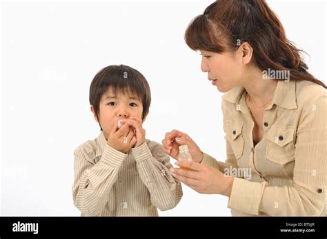Japanese Mother And Son Hi Res Stock Photography And Images Alamy