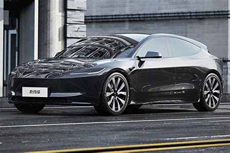 테슬라 3천만 원대 전기차 모델 2 출시 확정