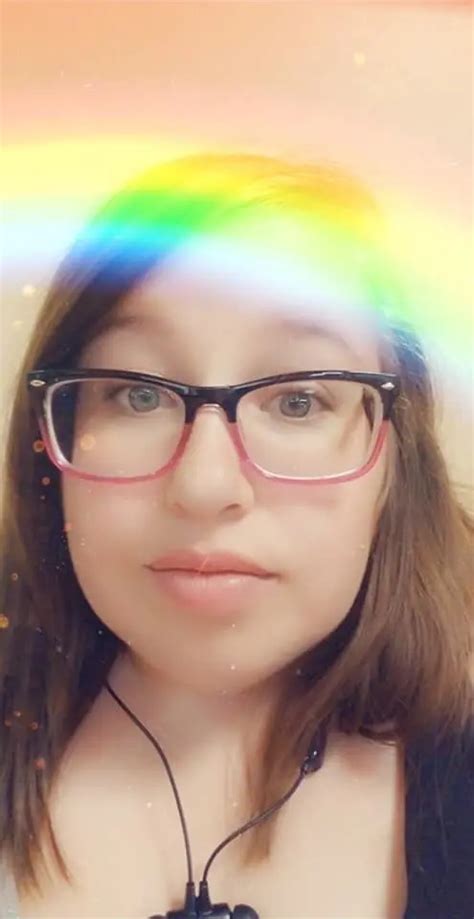 Kiss Me Underneath A Rainbow 🌈 Scrolller