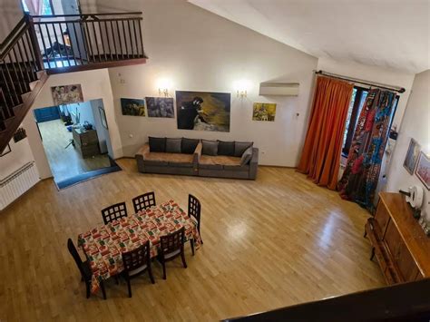 ხანდაზმულთა პანსიონატი მწვანე სახლი ერთმანეთისთვის