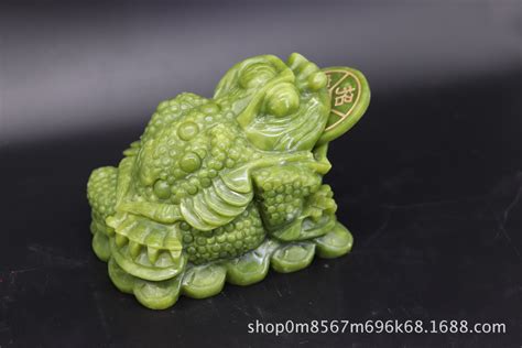 蛇盘金蟾的寓意 金蟾和蛇寓意 盘起来的蛇 第20页 大山谷图库