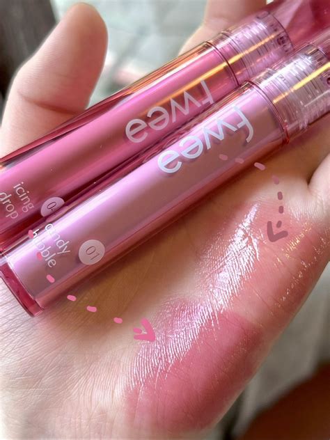 쑨디 On Twitter 퓌에서 선물로 주신 이뿐것들 중에 블러셔랑 립 넘 이뻐서 자랑하러왔음 특히 저 블러셔 럽미라잇