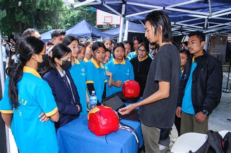 Islington College Futurama