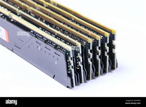 Pile Of DDR4 Memory High Performance DDR RAM Module For Computer
