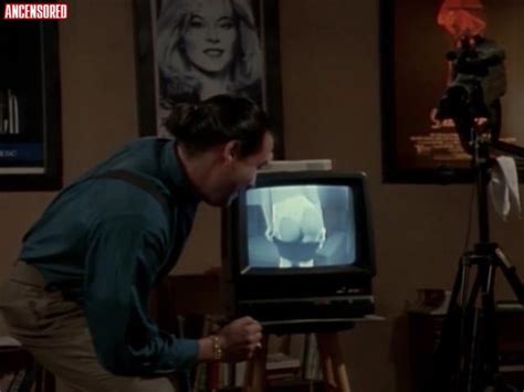 Naked Tammy Parks In Compromising Situations