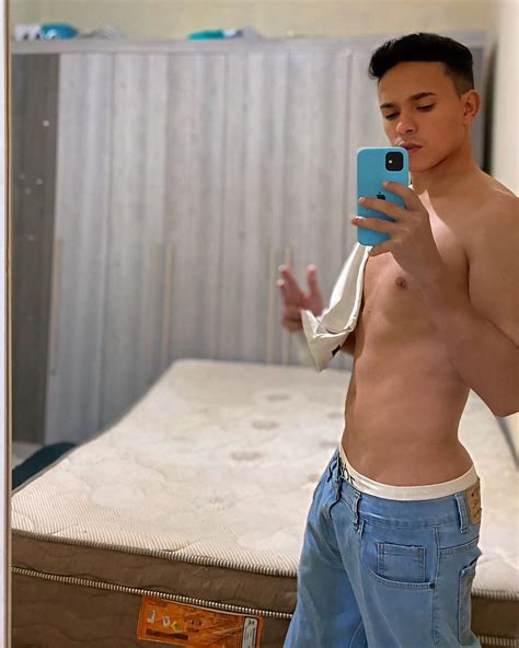 felipe wowfelipe instagram photos and videos