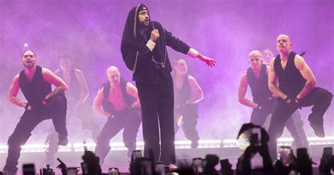 Bad Bunny Pays Homage To His Roots And Longtime Fans On ‘most Wanted Tour Kera News