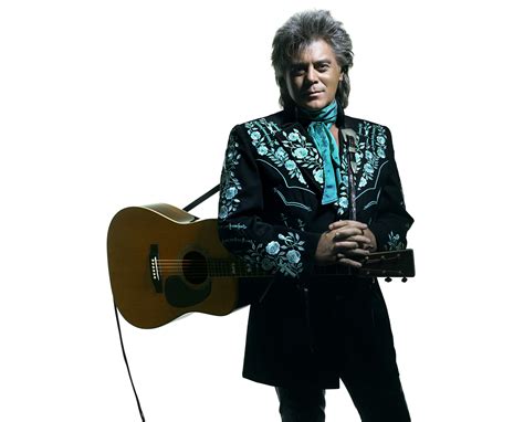 Country Music Legend Marty Stuart Performs Free Concert At National
