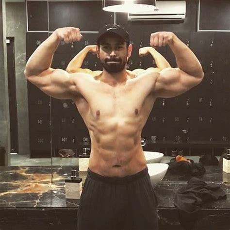 प्रतीक यादव ने पहली बार किया ऐसा काम जानकर दंग रह जाएंगे आप prateek yadav first time done