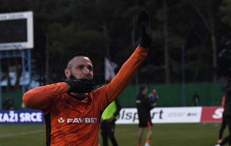 Ako Ste Propustili Remek Dijelo Duje Čopa U Stilu Njegova Oca Davora Ovo Je Njegov Gol Tportal