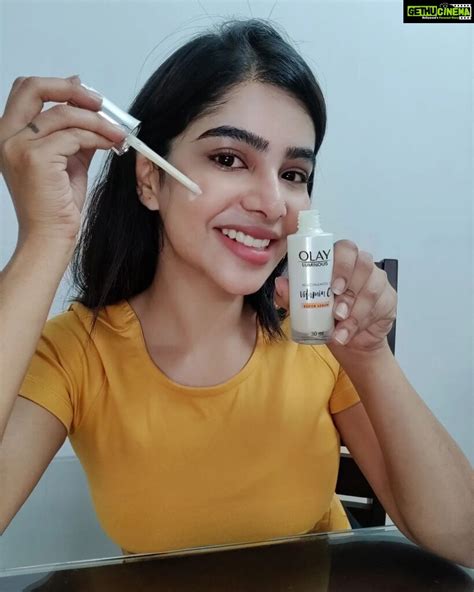 Actress Pavithra Lakshmi Hd Instagram Photos And Wallpapers May 2022 Gethu Cinema