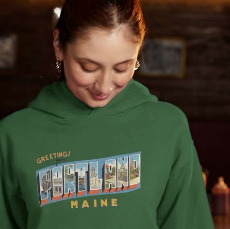 Sweatshirts Maine Tee Shirts