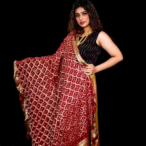 Pure Georgette Bandhani Banarasi Dupatta Maroon Phulari