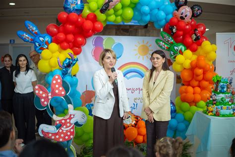 აჭარის აჭარის ჯანმრთელობისა და სოციალური დაცვის მინისტრმა ნინო ნიჟარაძემ და მინისტრის