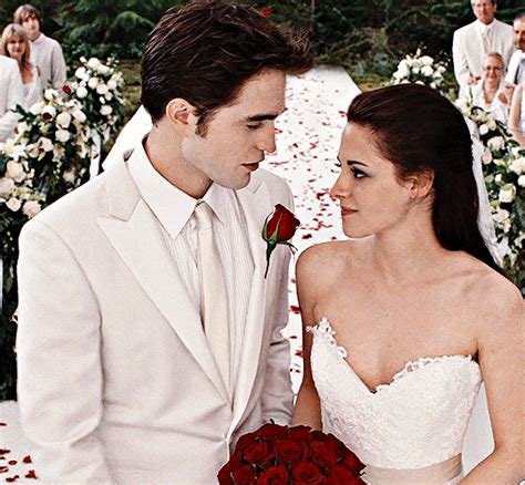 Bella And Edward Cullen Wedding