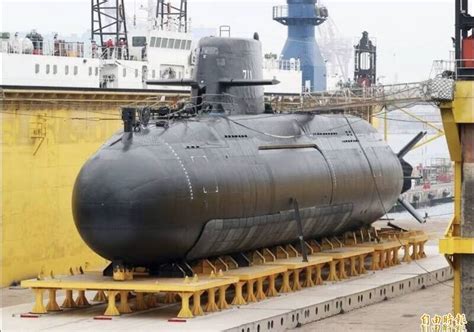 海鯤號潛艦出塢在即 郭璽研判：最快11月底可發射魚雷 自由軍武頻道