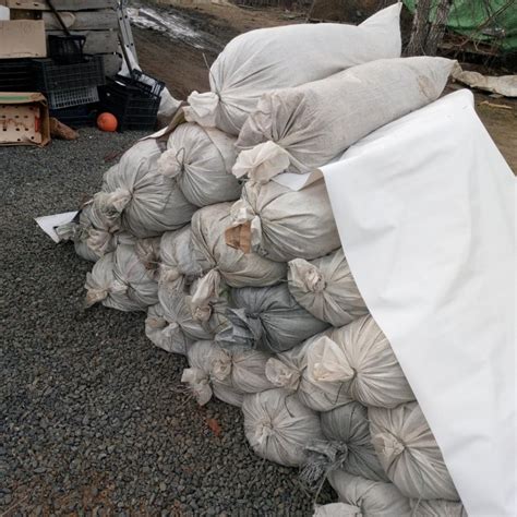 Продам навоз перегной конский купить в Томске цена 150 руб дата размещения 24 06 2025