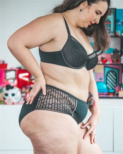 I Am Danielle X Hunkemoller Lingerie Ook Voor Plussize Sofie Lambrecht