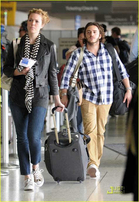 Mandy Moore S Mystery Man Photo Mandy Moore Pictures Just Jared