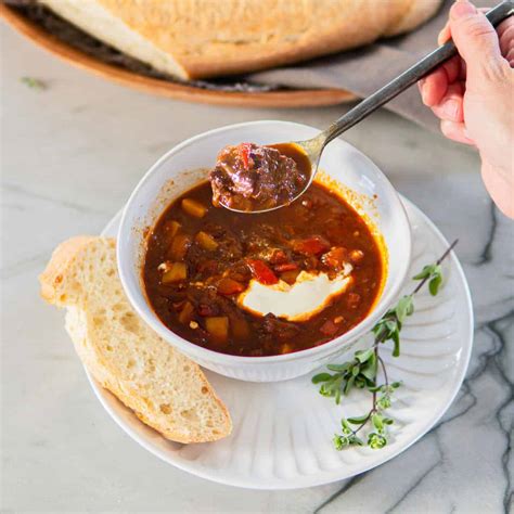 Hungarian Goulash Soup Recipe 686x386