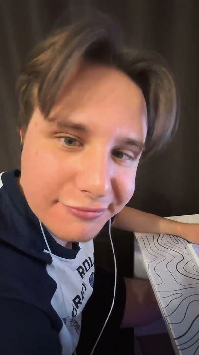 Батя запретил играть в комп сыну жиза игры школа студент школьник