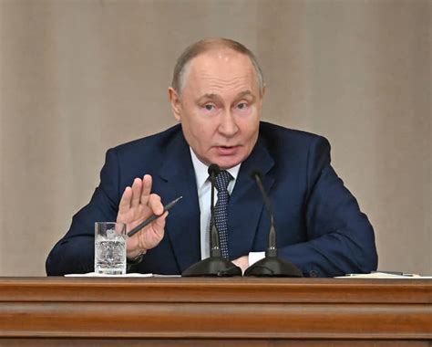 Путин на немецком предостерег немцев от восхищения нацистами Коммерсантъ