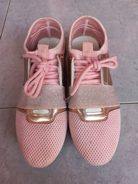 Sepatu Fesyen Wanita Sepatu Di Carousell