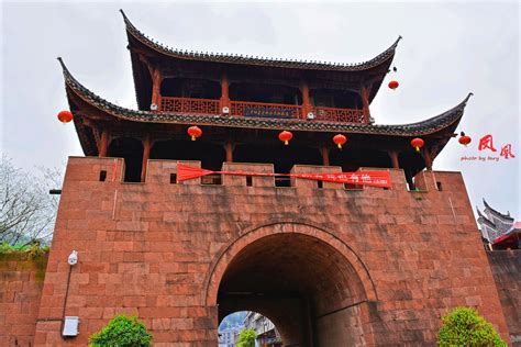 凤凰古城东门城楼 凤凰古城东门城楼图片 大山谷图库