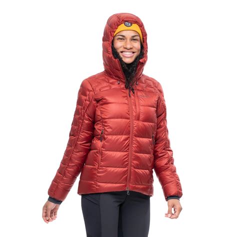 Bergans Dunjakker Dame Magma Medium Down Jacket W Chianti Red Grete Elnan