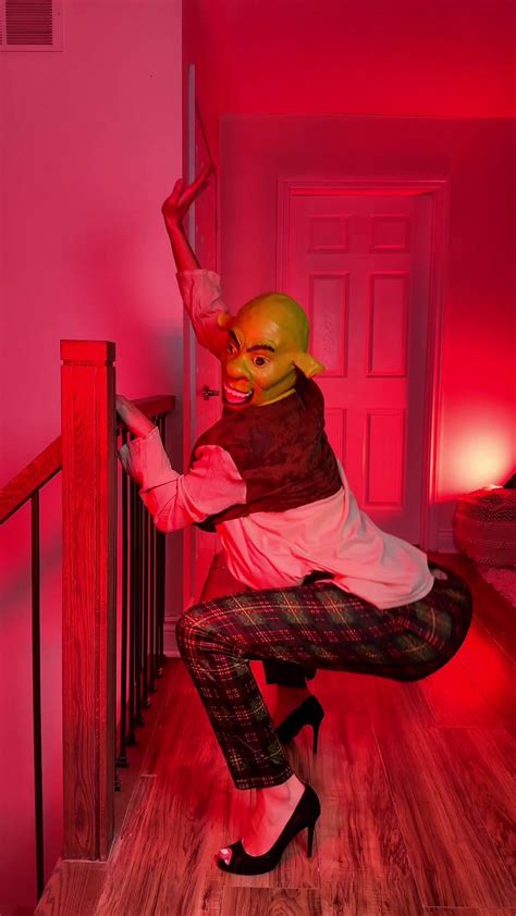 Sherek Sexy R Paperearmate