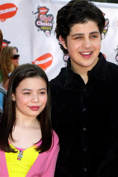 Miranda Cosgrove Would Love To Play Josh Pecks Sibling Again Exclusive
