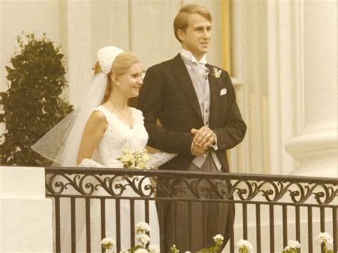 Bidens Granddaughter Naomi Gets Married At The White House On Saturday