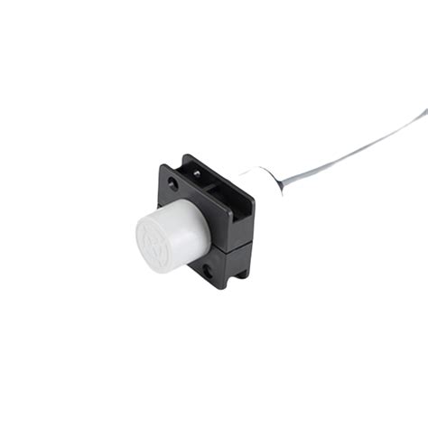 D34 PNP Capacitive Proximity Sensor DC Smooth Plastic Body For Liquid Level Detection TrunPoo