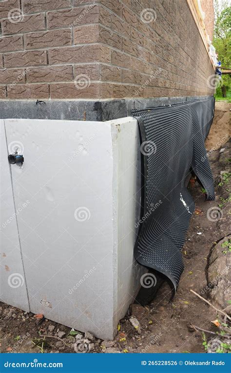 Installing Basement Waterproofing Dimpled Membrane Basement