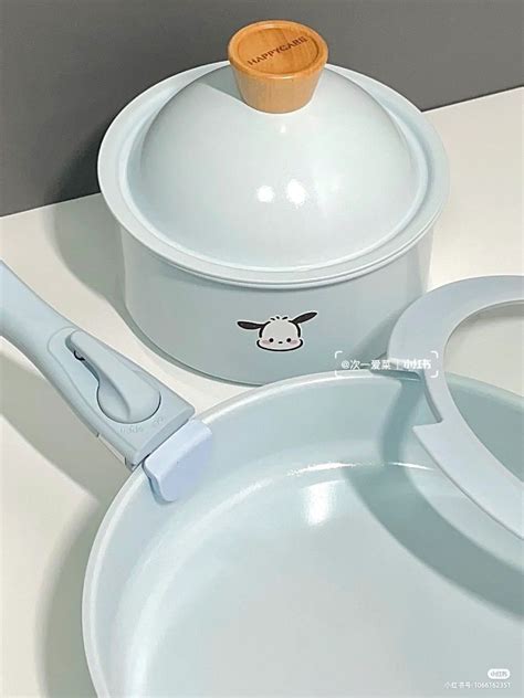 9 Pochacco 🦢 Ideas Hello Kitty Things To Buy Sanrio