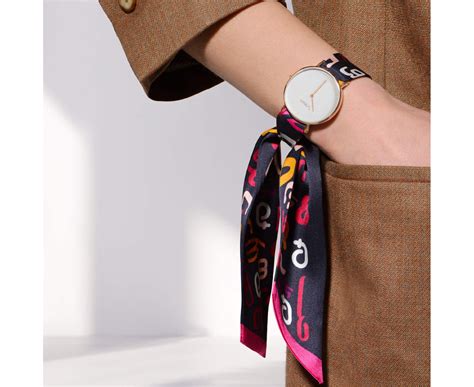 მაჯის საათი გან აბრეშუმი ოქროსფერი Bluetabla