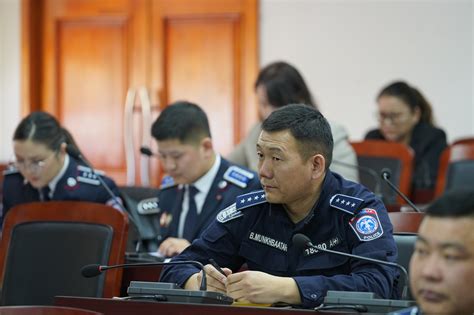 Баянгол ИТХ Б Сэмжидмаа Гэр бүл хүүхдийн эсрэг хүчирхийллийн асуудалд анхаарч ажиллах