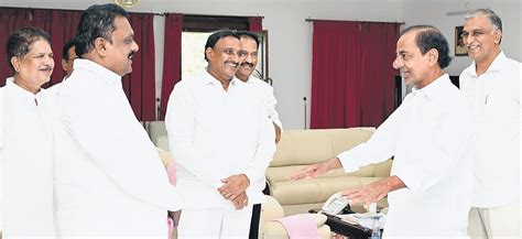 Kcr Asks Brs Mlas Not To Take ‘hasty Decisions