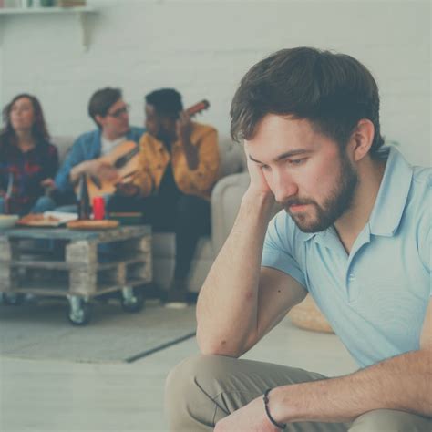 11 Revealing Signs You Re An Extroverted Introvert Happier Human