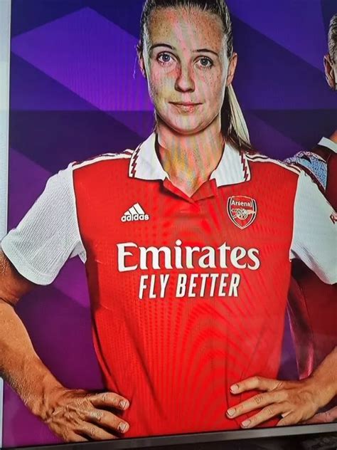 Arsenal Star Beth Mead In Hysterics After Fans Spot Sky Sports