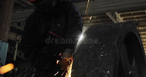 Hard Work In The Foundry Pouring Molten Steel Liquid Steel Pouring Stock Video Video Of