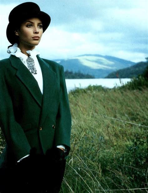 Christy Turlington Vogue Italia Valentino Garavani Here Folds Of