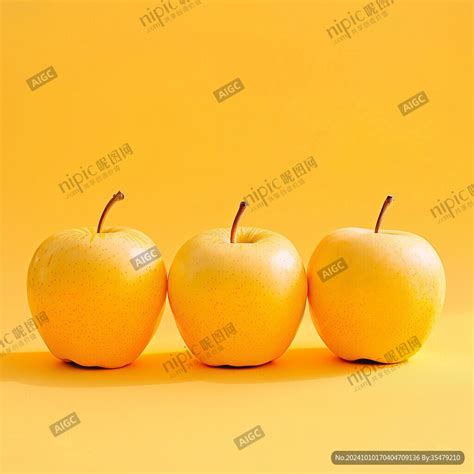 Ai创作图黄苹果主图 水果棚拍艺术 黄苹果白底图 电商苹果素材高清大图 黄苹果蓝底 黑底黄元帅苹果图 水果样机 电商苹果素材图 黄苹果包装 微缩创意苹果 黄苹果详情 水果创意素材 脆甜黄苹果