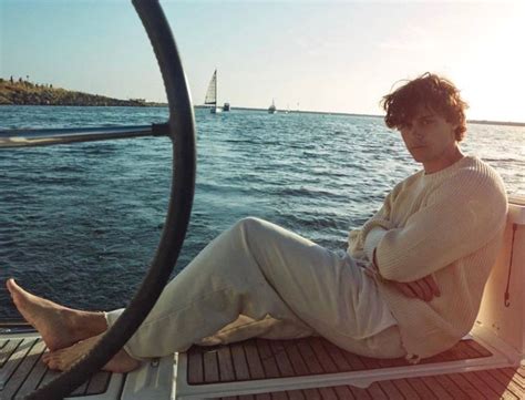 Thestarscomeouttoplay Christopher Briney Barefoot