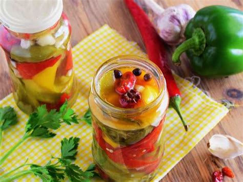 Маринованный острый перец с медом — рецепт с фото пошагово