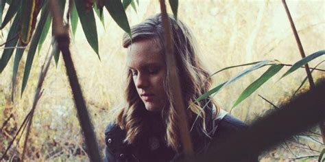 How To Get Over A Breakup Or Divorce When Youre Still In Love With