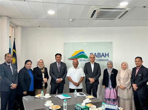 Kunjungan Hormat Kepada Ketua Eksekutif Sedia Datuk Seri Panglima Hj