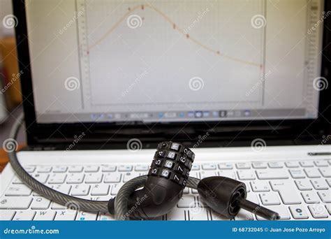 Computer Anti Theft Encrypted Secure Computer Stock Image Image Of Accessibility Hardware