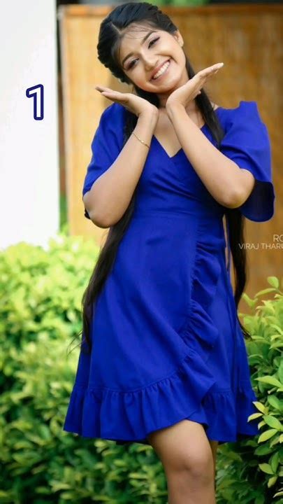 රොශෙල් ගේ ඔයා ආස ලස්සනම පින්තූරේ තෝරමු 😍අංකය Comment කරමු ️💐 Beauty Outfit Youtube