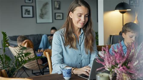 Save In The App Landsbankinn Is